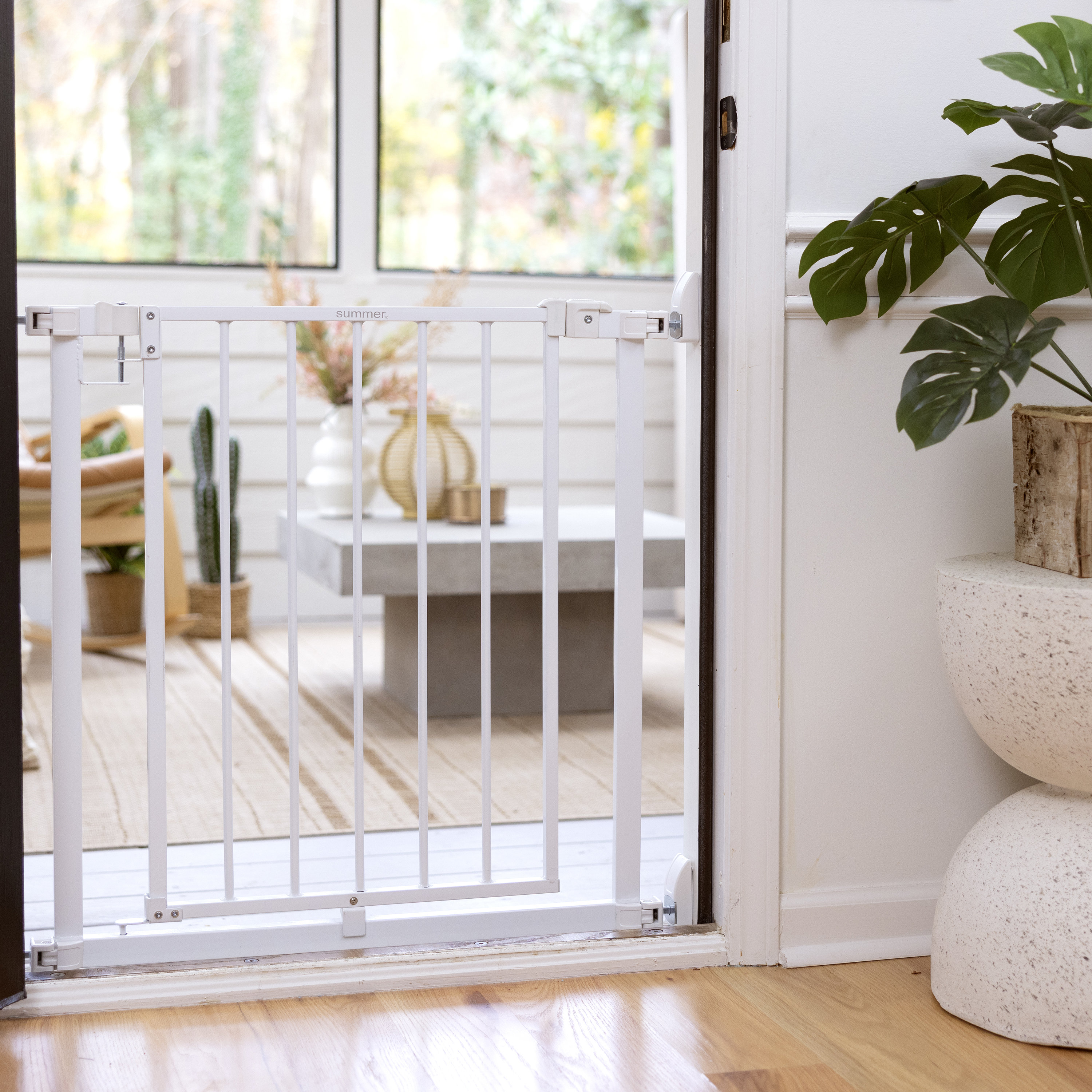 Ingenuity Ingenuity The Doorway 37W Series Pet and Baby Gate with Quad Cam Lock, 30"-37" Wide ...